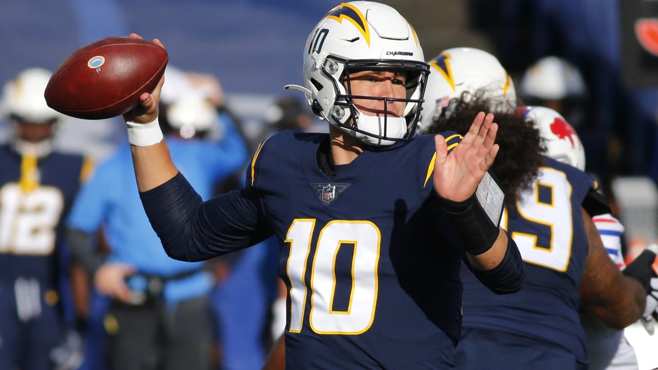 Los Angeles Chargers quarterback Justin Herbert's November Player of ...