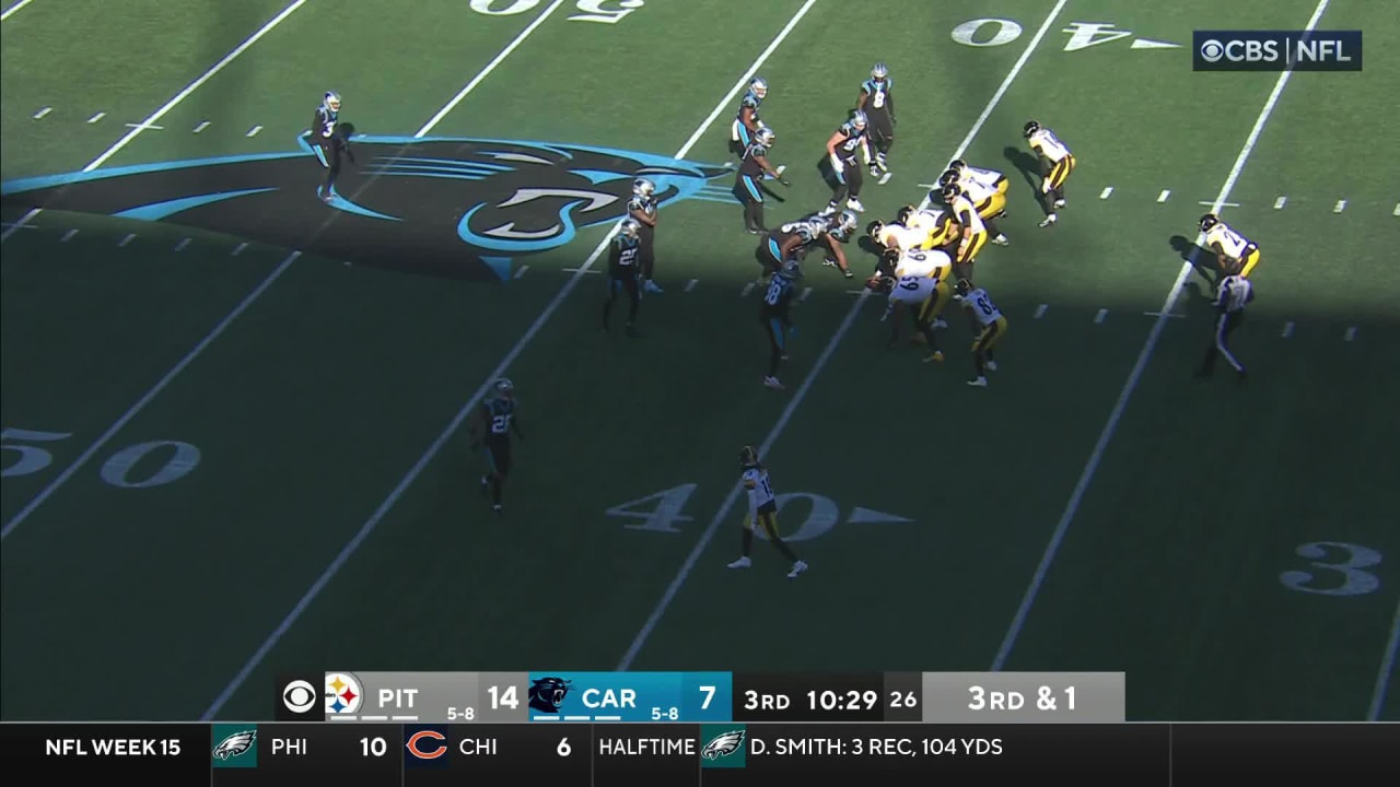 Pittsburgh Steelers wide receiver Steven Sims floors his gas pedal down ...