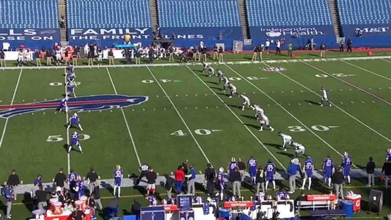 Buffalo Bills kick returner Andre Roberts explodes for 60 yards on the ...