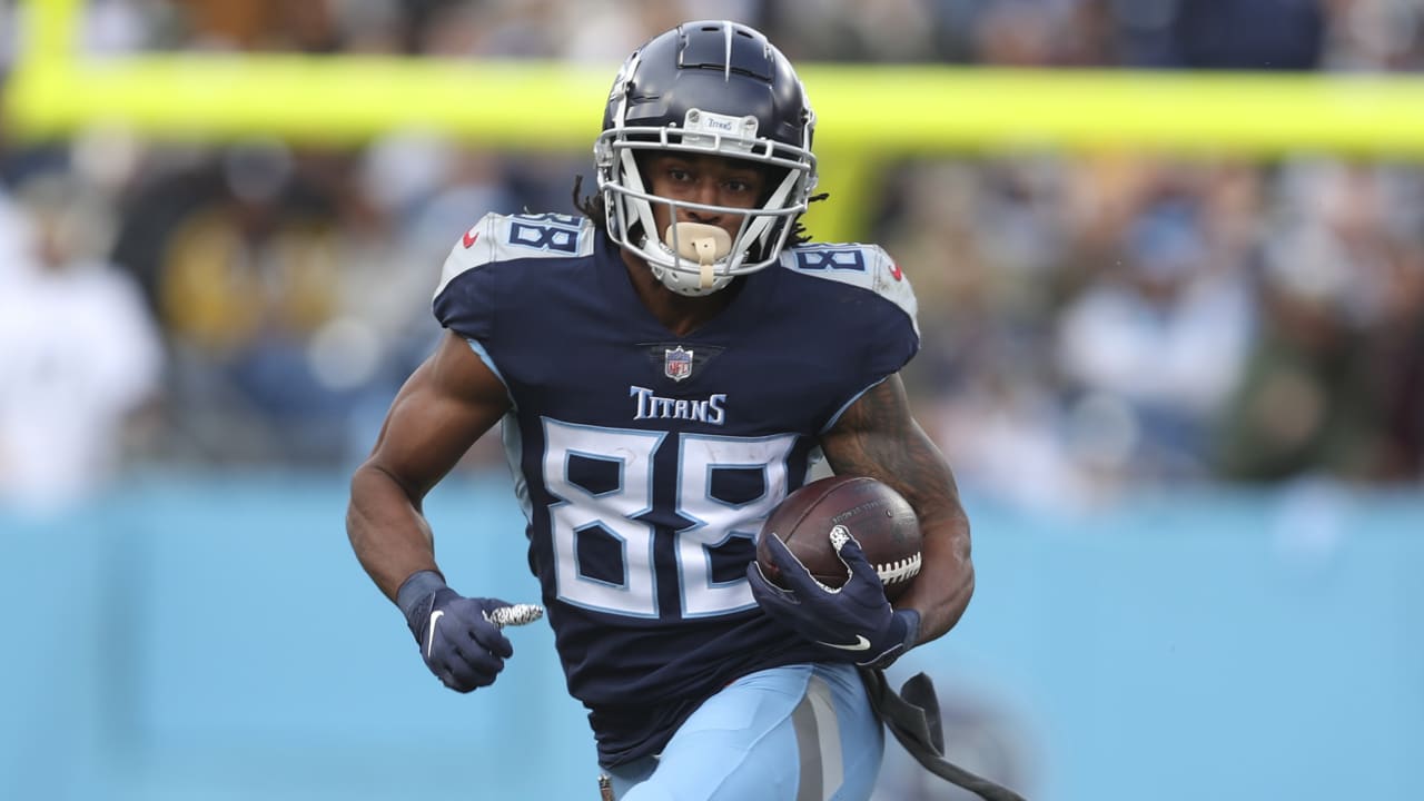 Tennessee Titans wide receiver Marcus Johnson shows off his speed on 50 ...