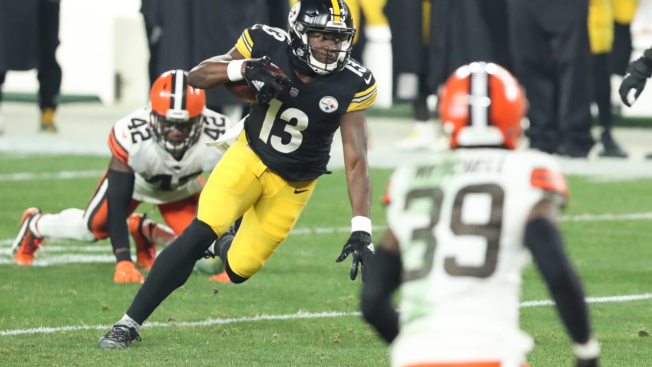 Pittsburgh Steelers quarterback Ben Roethlisberger finds wide receiver ...
