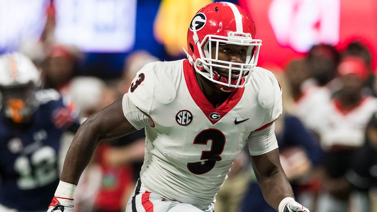 Roquan Smith selected No. 8 overall by Bears