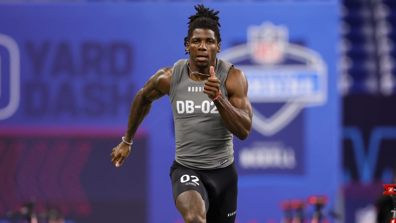 Maryland Terrapins cornerback Christian Gonzalez's 2023 NFL Scouting Combine workout