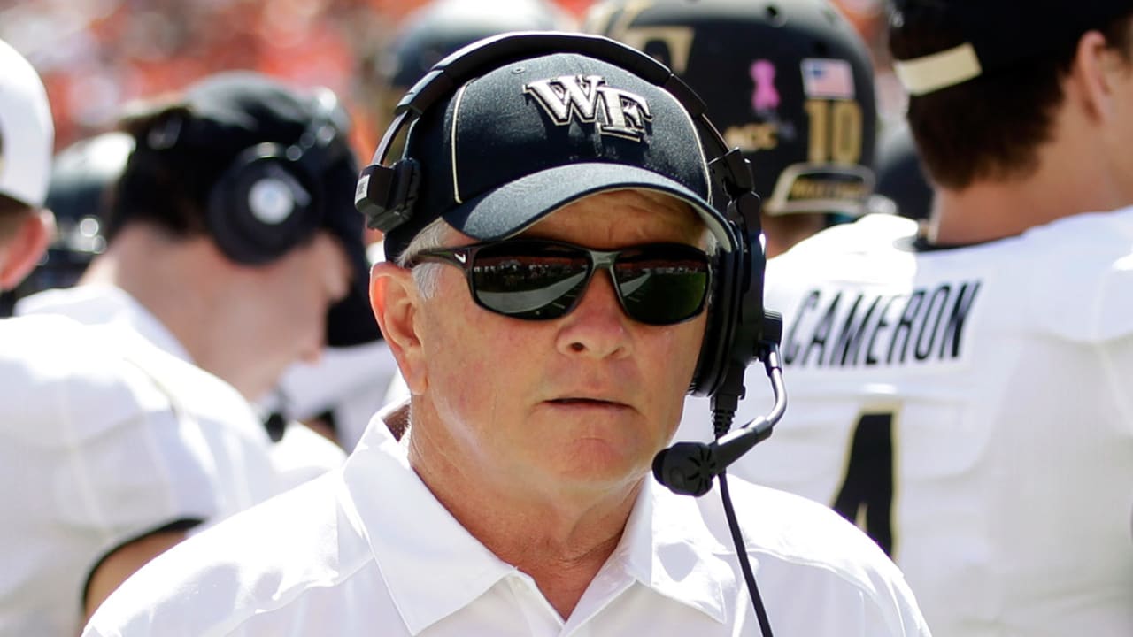 Baylor hires Jim Grobe as interim football coach