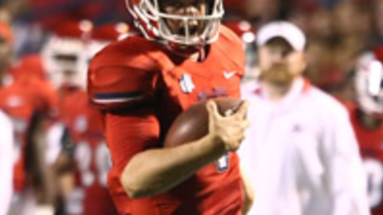 Cleveland Browns to hold private workout with Derek Carr