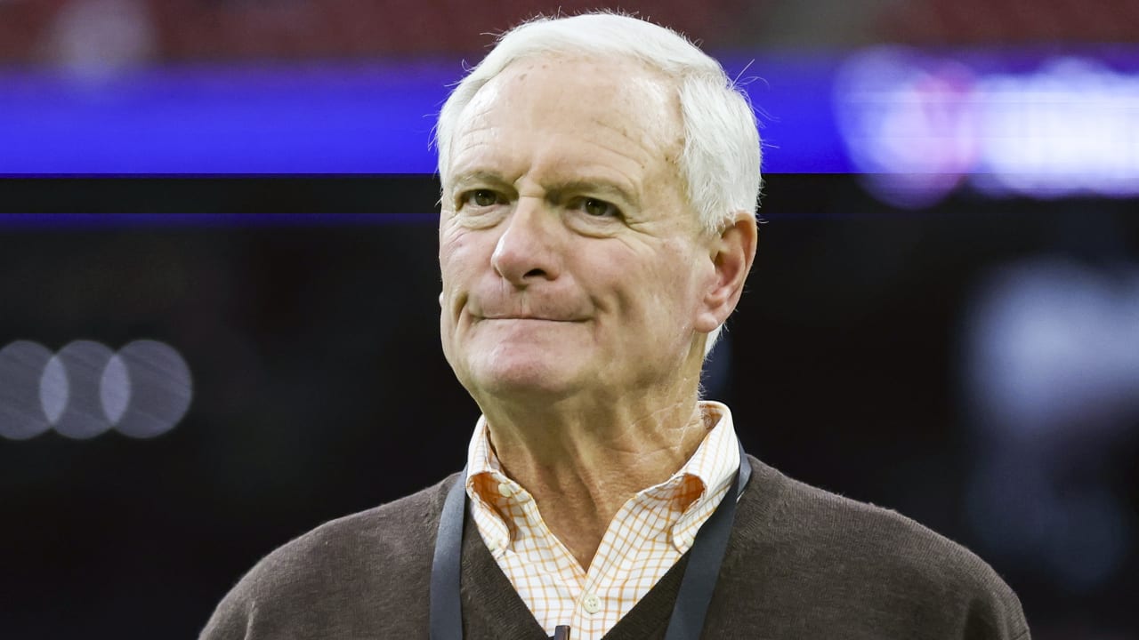 NFL Network's Ian Rapoport: Cleveland Browns owners Jimmy and Dee ...
