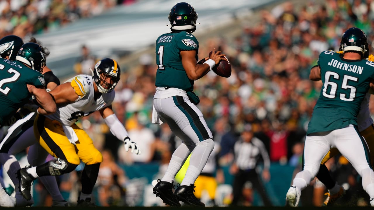 Philadelphia Eagles quarterback Jalen Hurts best plays from his 4-TD ...