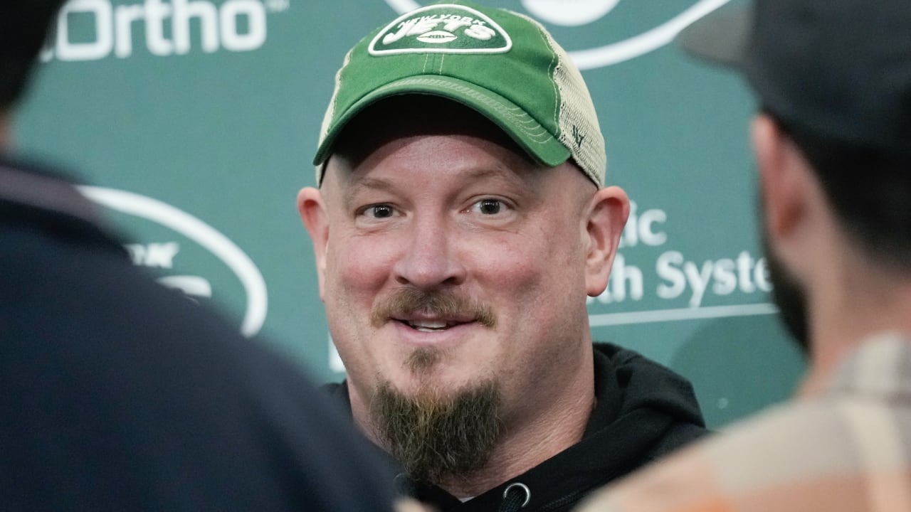 Jets OC Nathaniel Hackett aims to be 'best version' of himself in ... Jets OC Nathaniel Hackett aims to be 'best version' of himself in ...