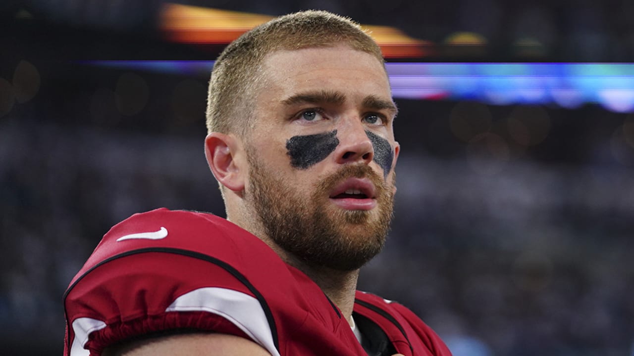 Arizona Cardinals tight end Zach Ertz talks to NFL Network's Omar Ruiz ...