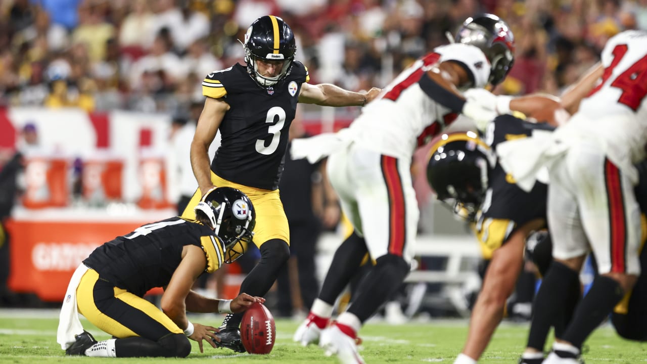Pittsburgh Steelers kicker B.T. Potter sneaks in 43-yard FG to give ...