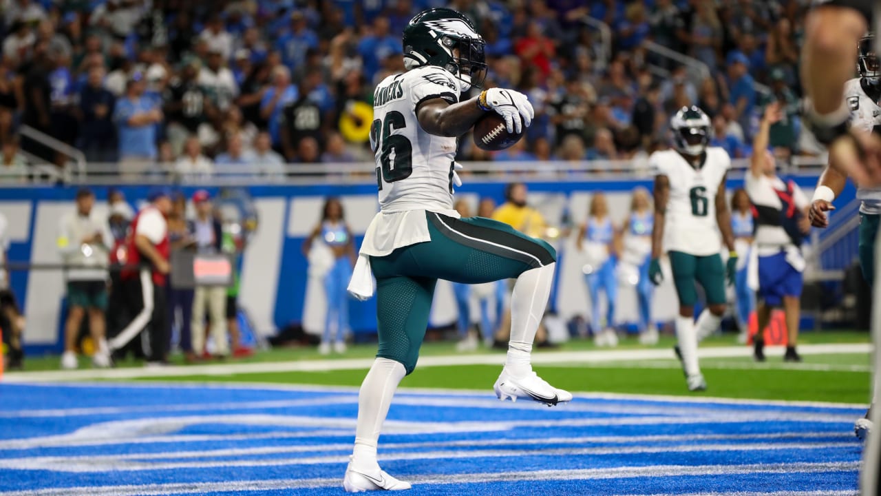 Philadelphia Eagles running back Miles Sanders muscles way for first TD ...