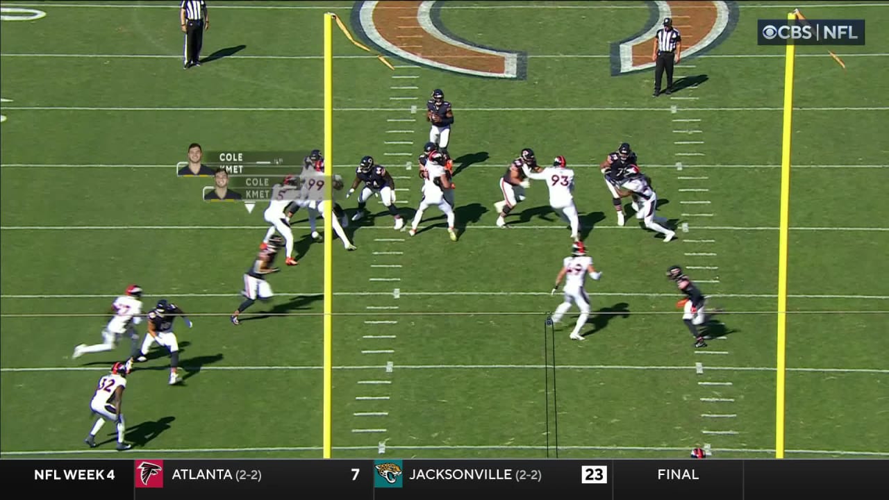 Chicago Bears wide receiver Darnell Mooney turns up field to move ...