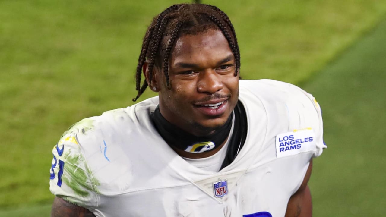 Gerald Everett excited by opportunity to play with Russell Wilson in ...