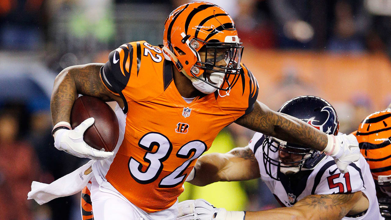 Hue Jackson tells Jeremy Hill he must spark run game