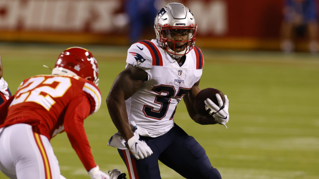 New England Patriots running back Damien Harris enters overdrive for ...