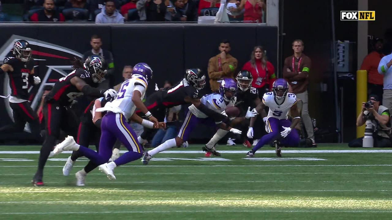 Minnesota Vikings wide receiver Trishton Jackson hauls in diving ...