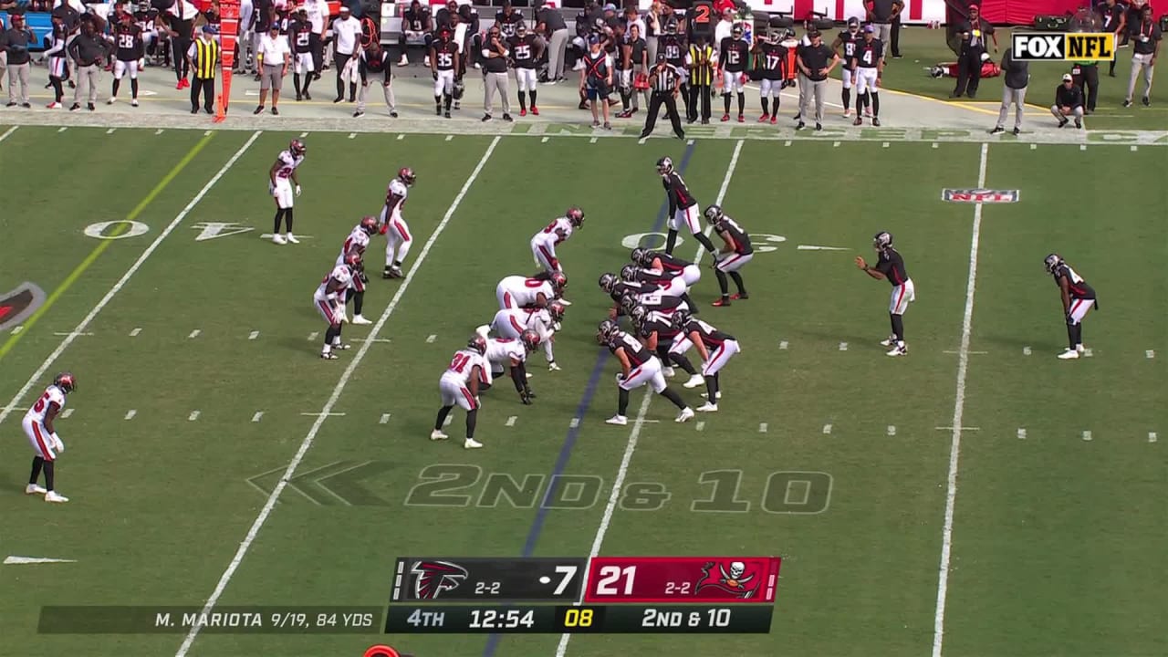 Atlanta Falcons wide receiver Drake London toe taps his way to 15-yard gain