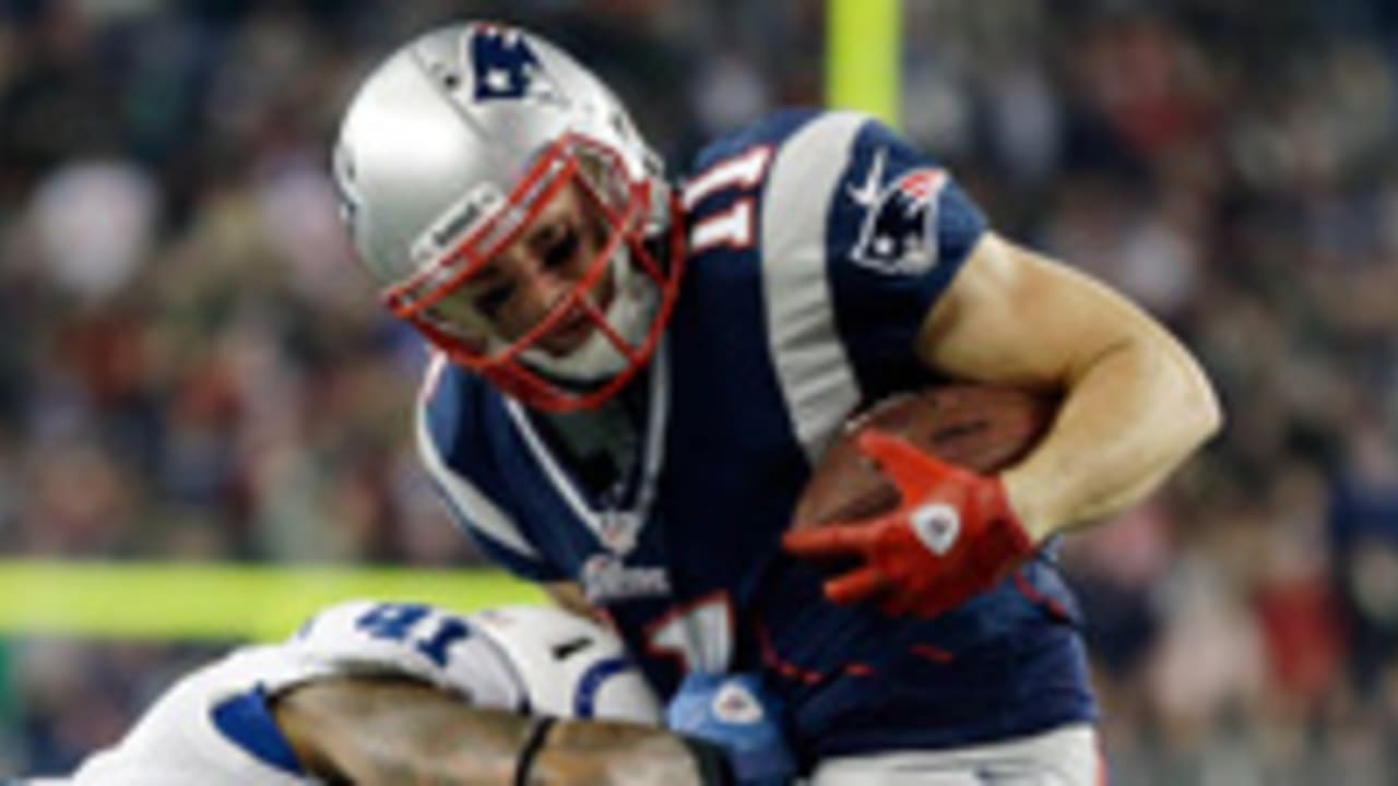 Doug Martin, Julian Edelman deliver key Week 11 runs