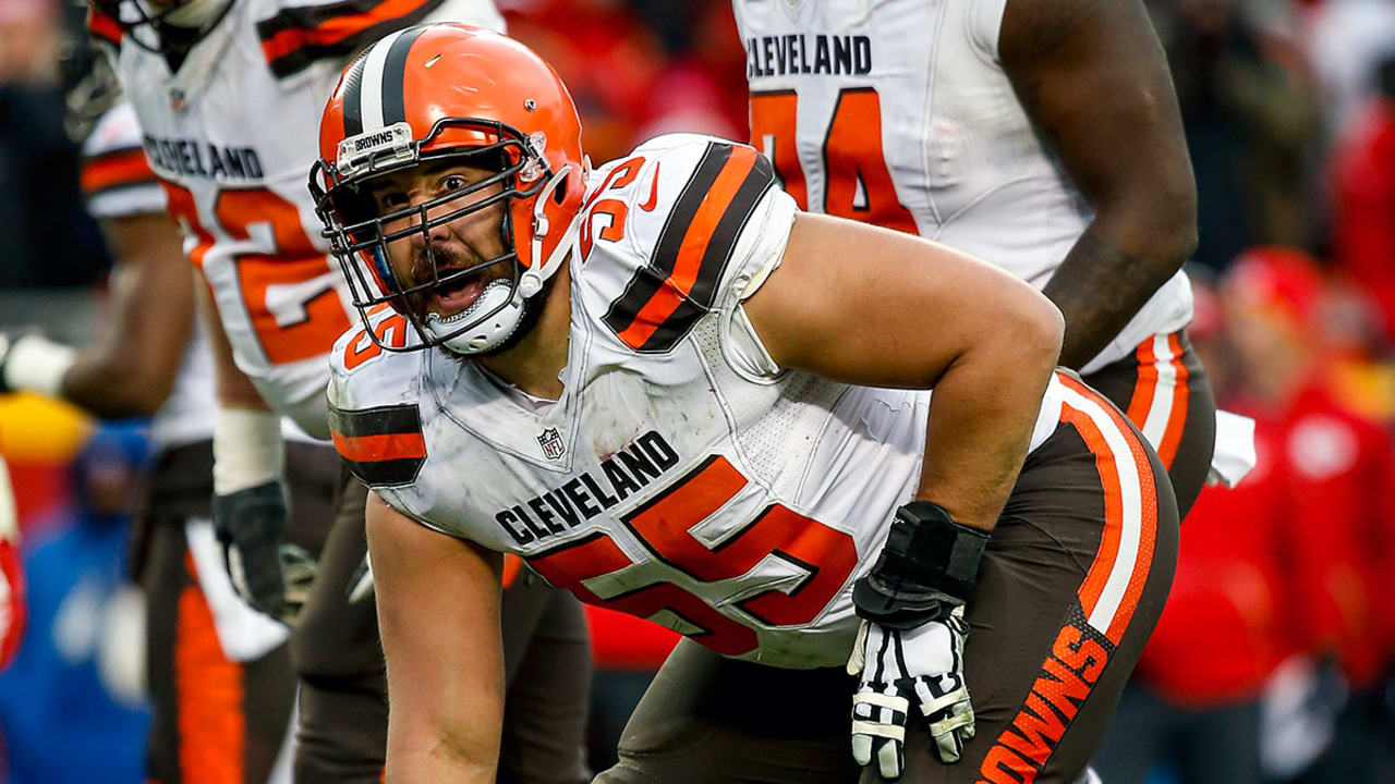 Atlanta Falcons agree to 5-year deal with Alex Mack