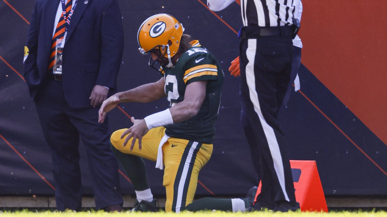 'GMFB' selects the defining image of Week 6