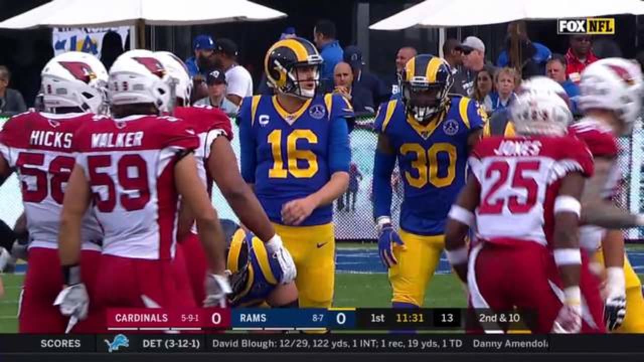 Goff finds Cooper Kupp over the middle for 24-yard catch and run