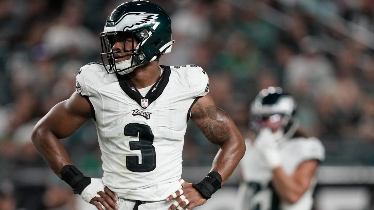 Philadelphia Eagles linebacker Nolan Smith's pressure forces Cleveland ...