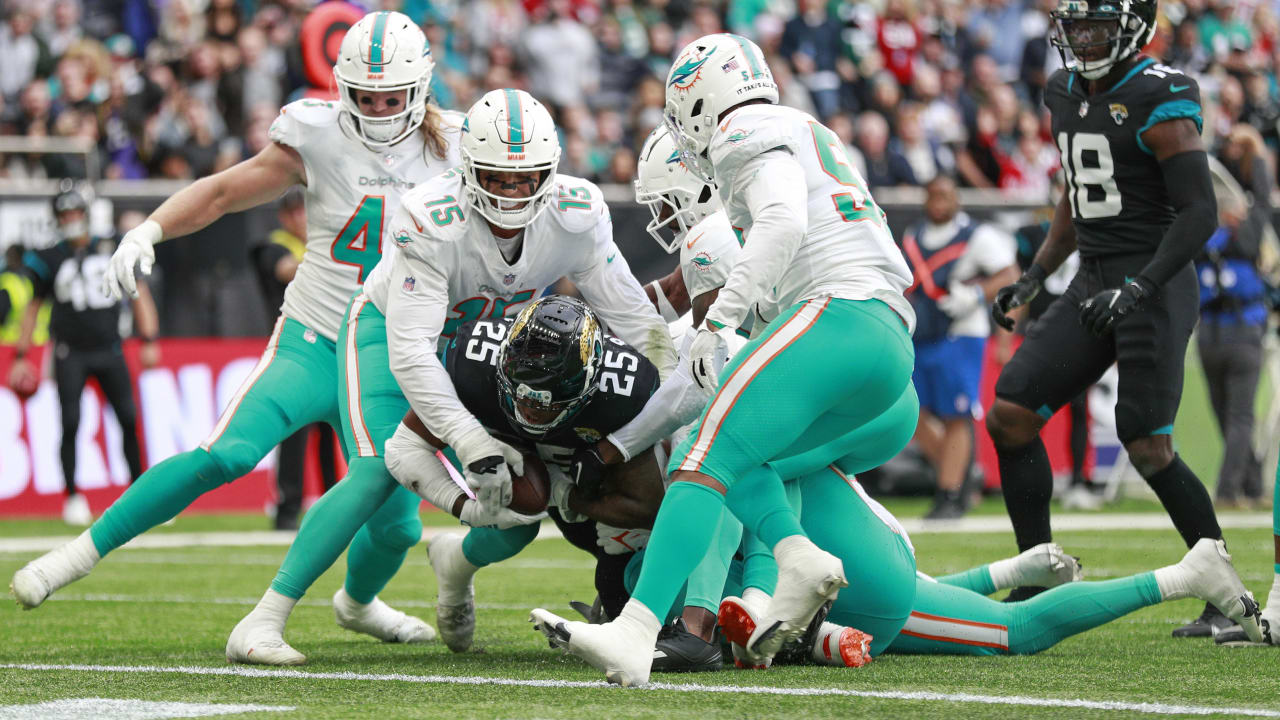 Jacksonville Jaguars running back James Robinson caps Jags' 75-yard ...