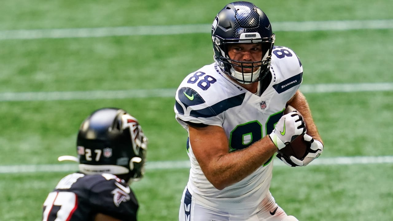 Seattle Seahawks tight end Greg Olsen's first Seahawks grab goes for a ...