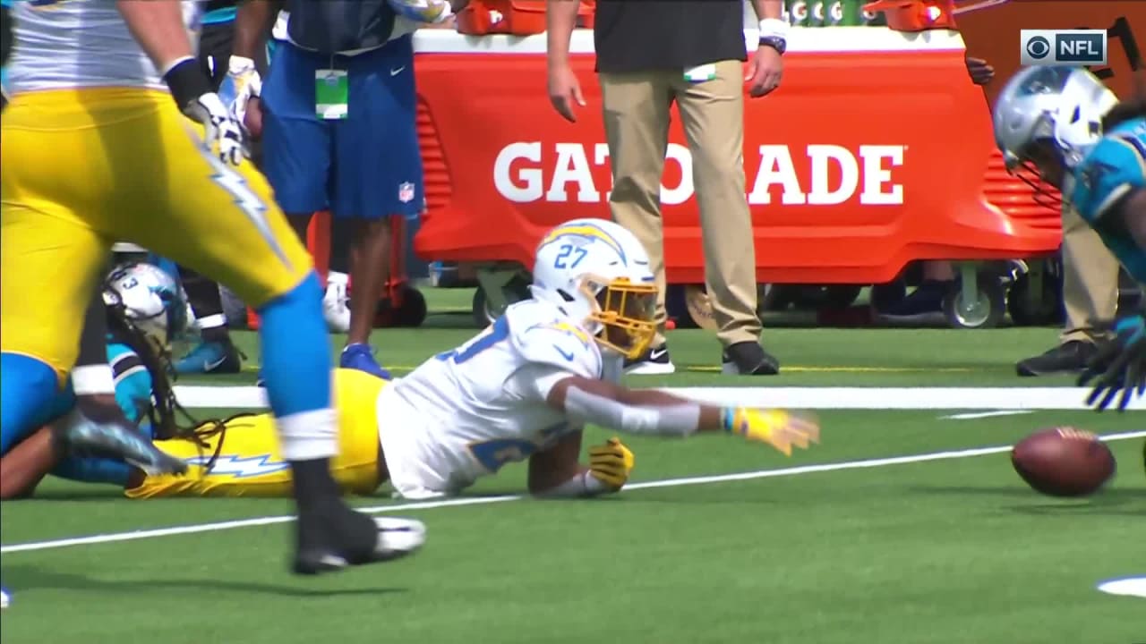 Shaq attack! Thompson sneaks up on Kelley to force fumble for Panthers
