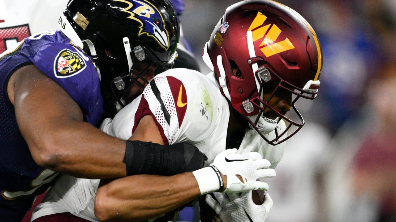 Washington Commanders running back Reggie Bonnafon's pylon-diving ...