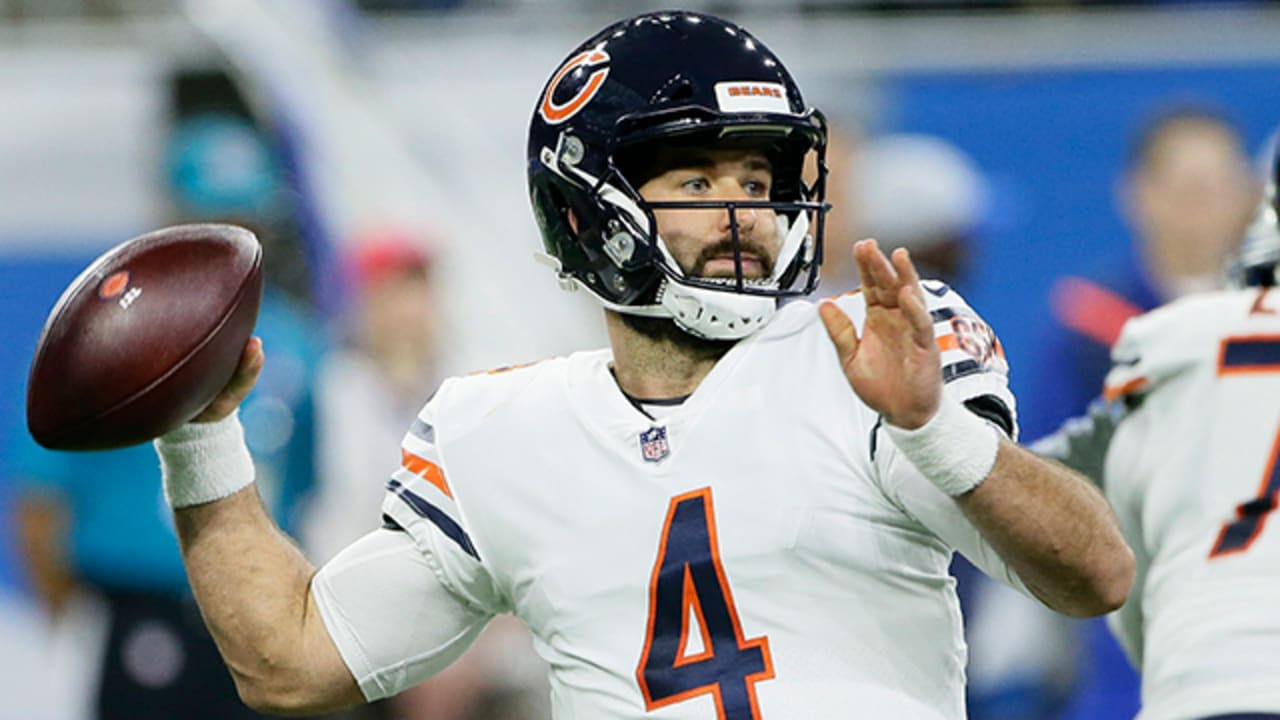 Chase Daniel gets six yards on first pass as a Bear