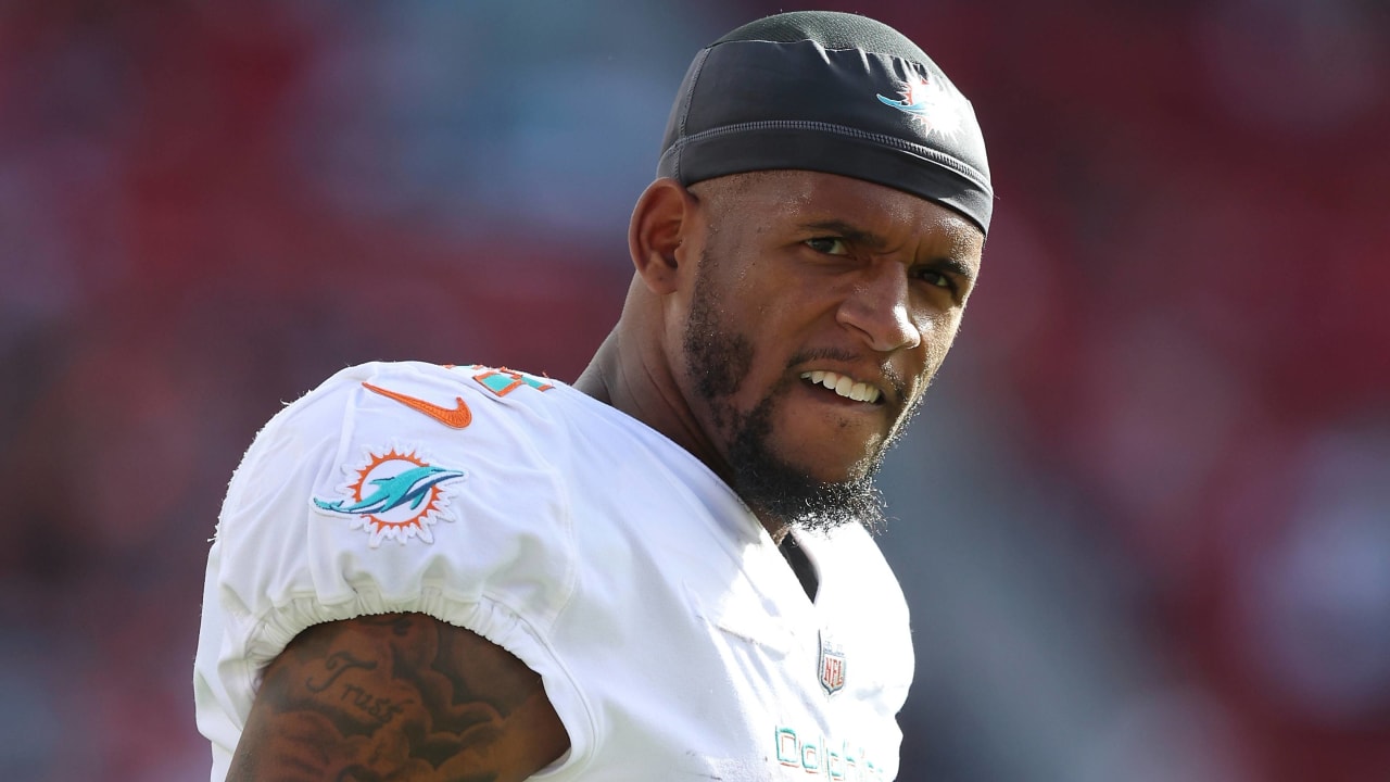 Dolphins GM 'trying to do right by' Cedrick Wilson after recent ...