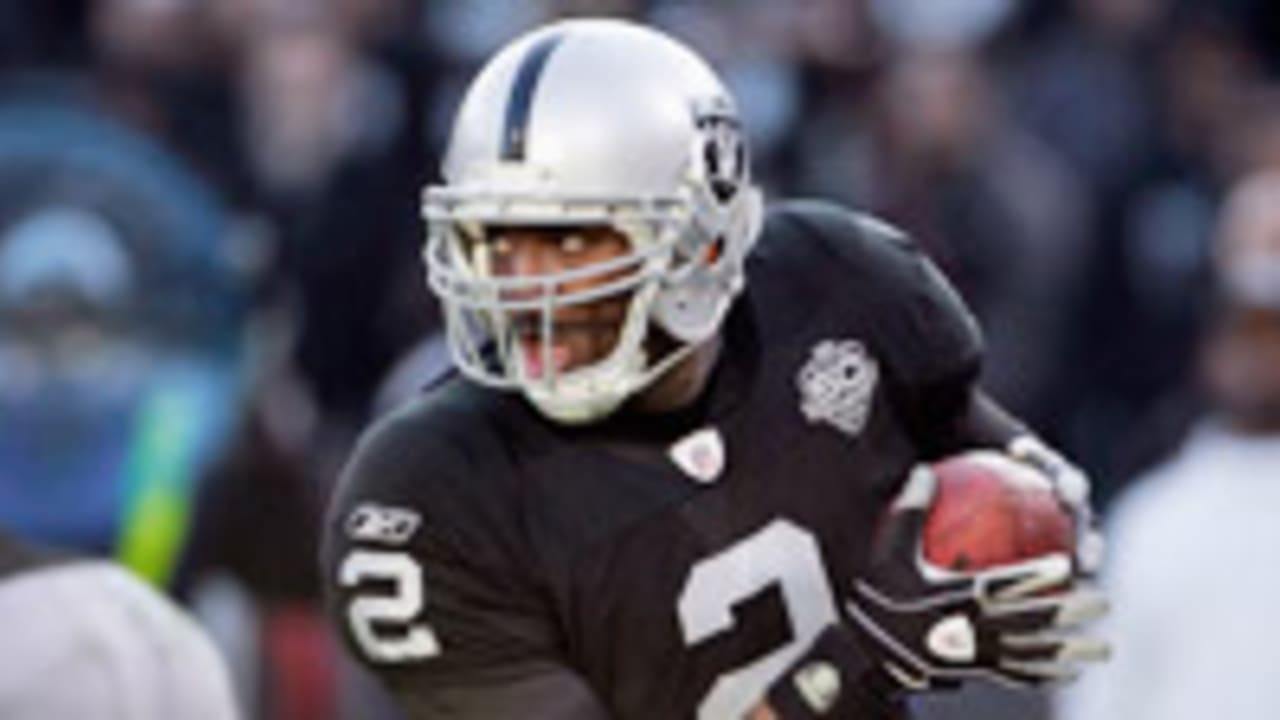 JaMarcus Russell, Raiders reportedly settle contract