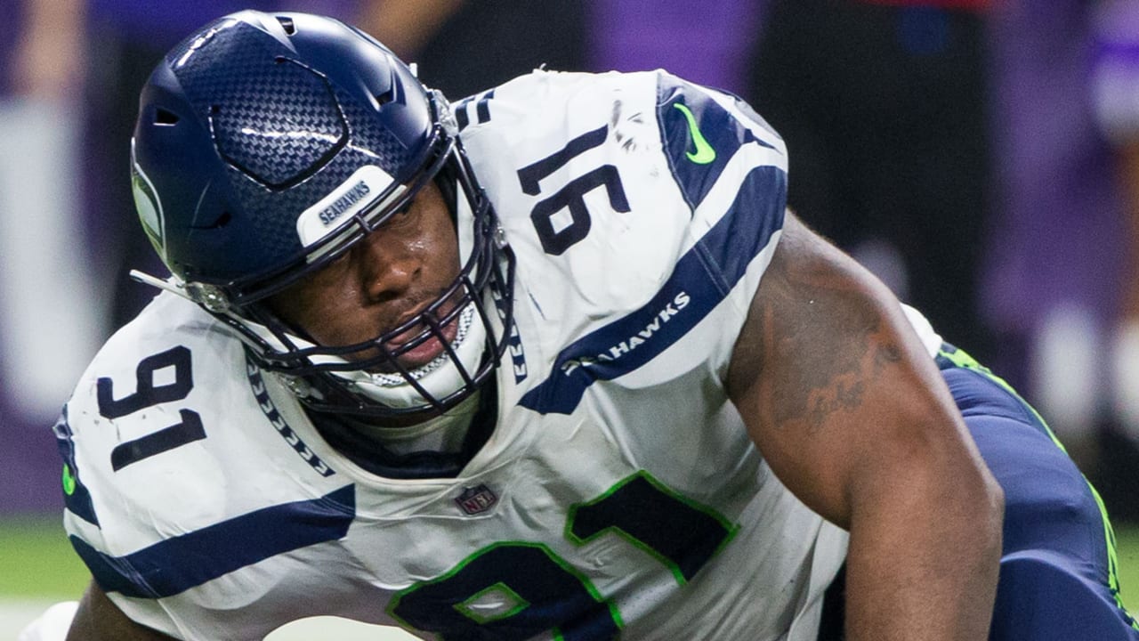 Roundup: Seahawks releasing veteran Tom Johnson