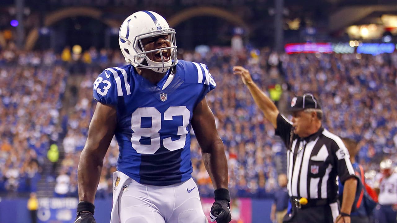 Dwayne Allen staying with Colts on four-year contract