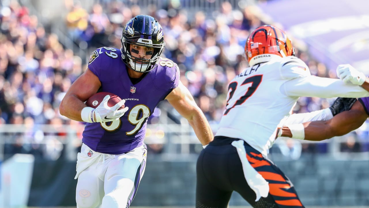 Baltimore Ravens quarterback Lamar Jackson pinpoints tight end Mark ...