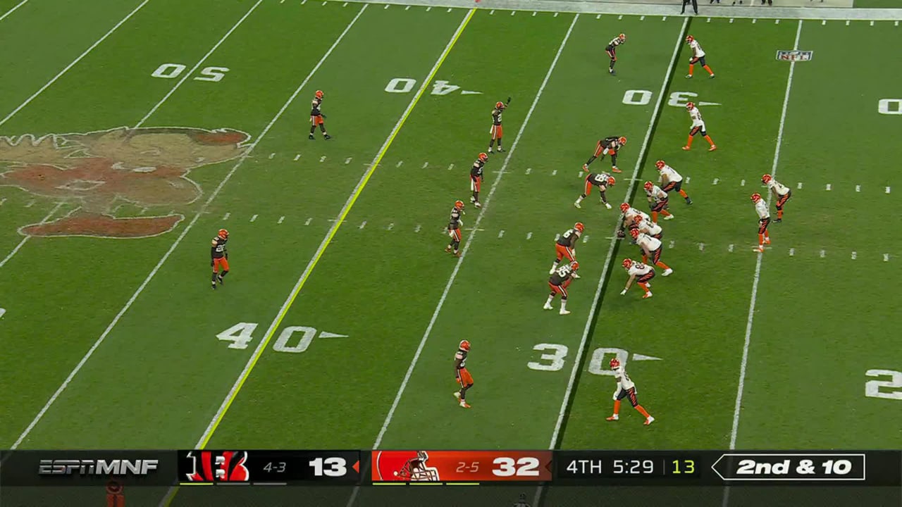 Cleveland Browns defensive lineman Taven Bryan and Myles Garrett ...