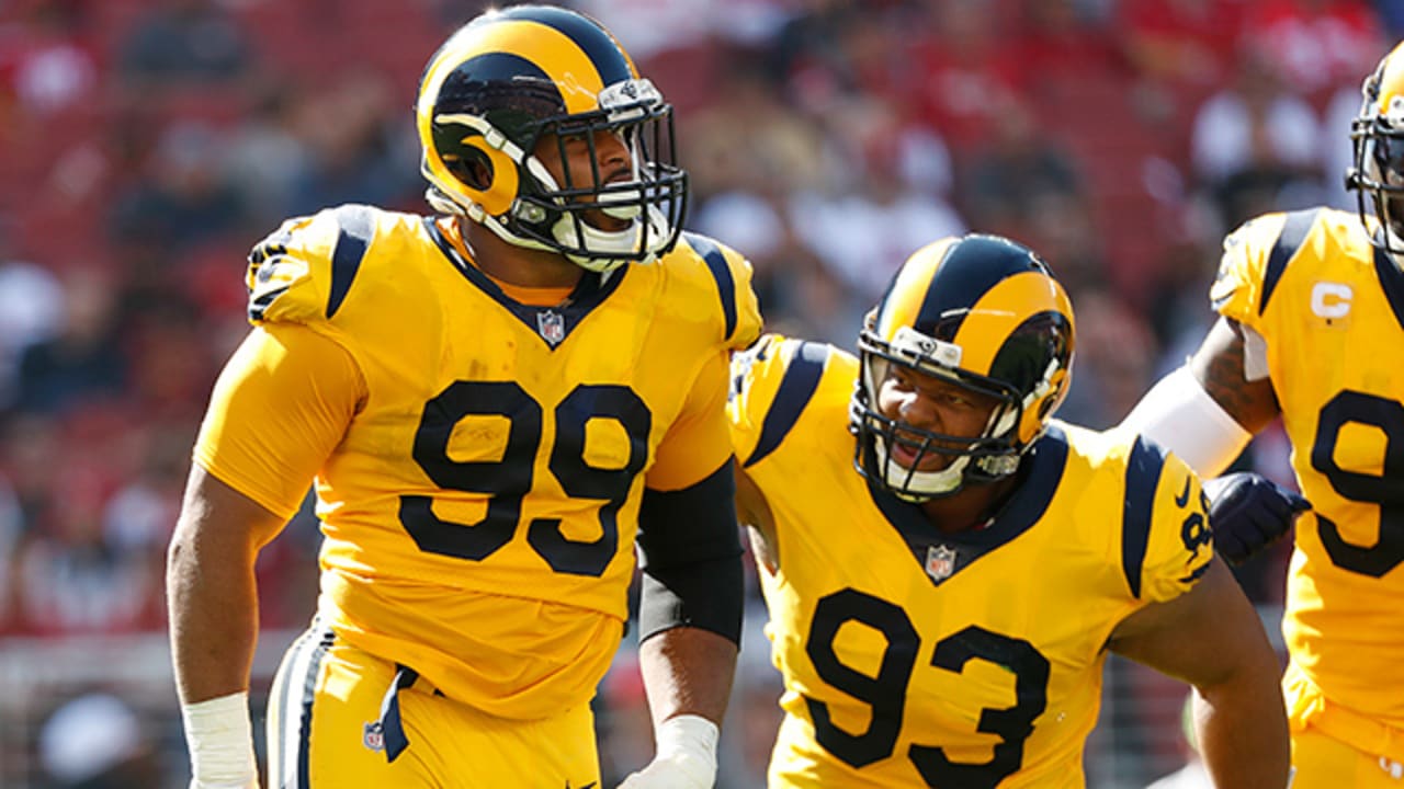 Aaron Donald sets new career high with fourth sack in game