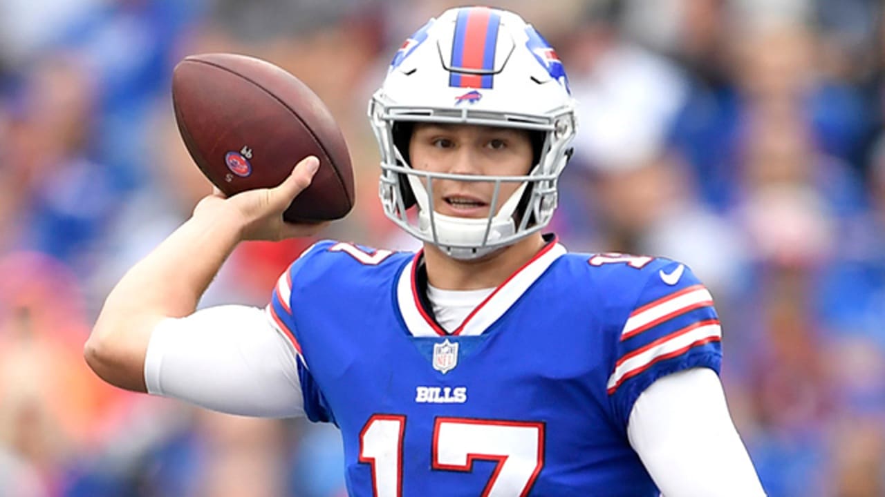 Josh Allen fires to Zay Jones for first down