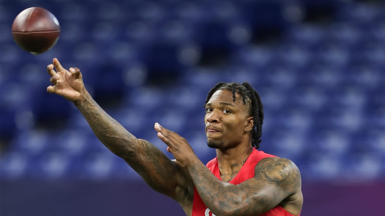 Anthony Richardson unleashes three straight 60-yard throws at 2023 combine