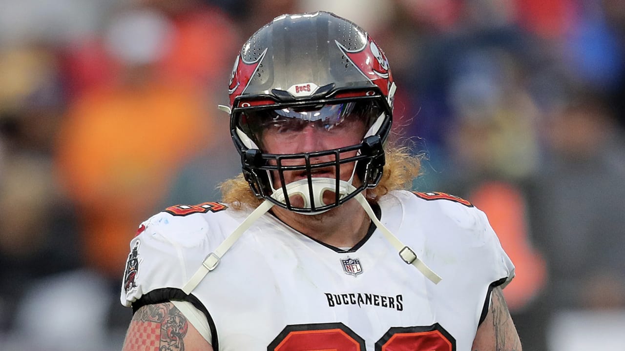 NFL Network's Sara Walsh: Tampa Bay Buccaneers center Ryan Jensen's ...
