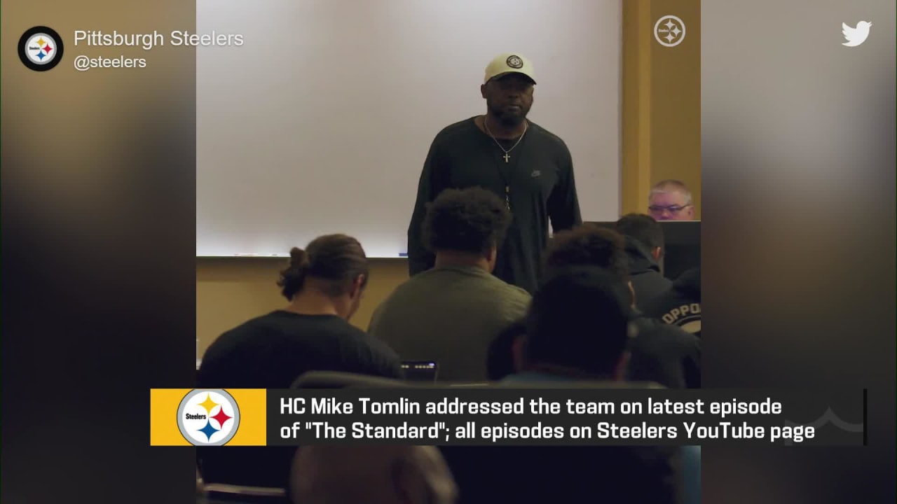 Head coach Mike Tomlin gives speech to Pittsburgh Steelers' during ...