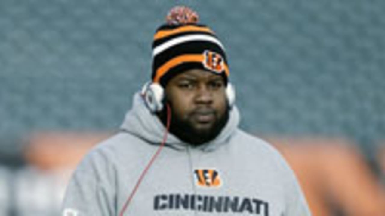 Andre Smith not happy with Cincinnati Bengals' offer?