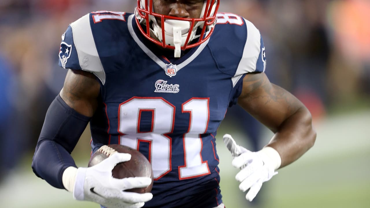 Tampa Buccaneers reclaim TE Tim Wright