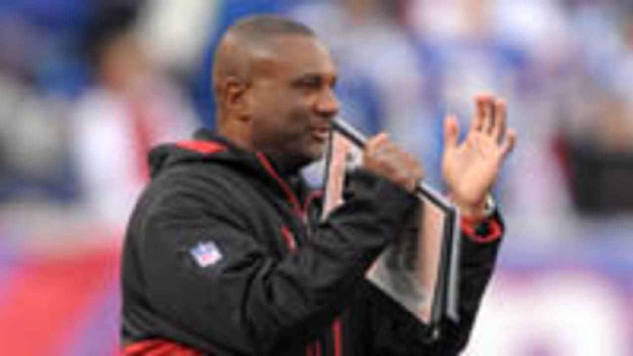 Jaguars interested in Falcons' Keith Armstrong