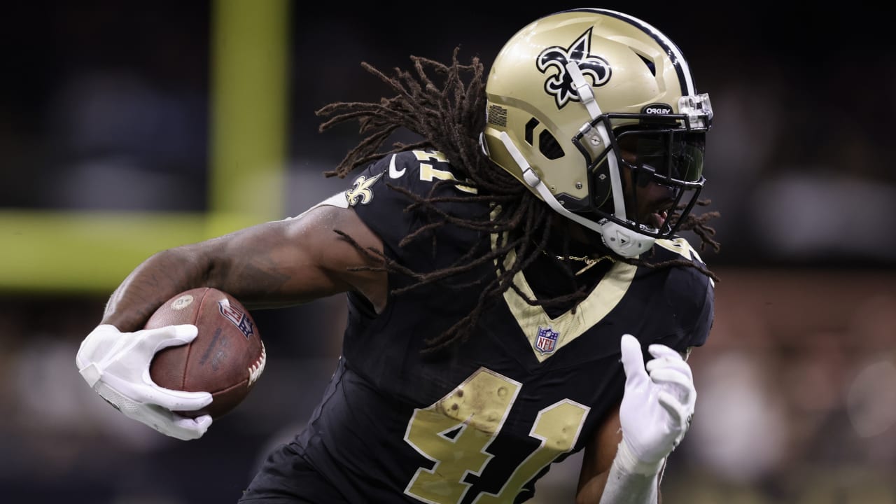 New Orleans Saints running back Alvin Kamara's shifty out route sparks ...
