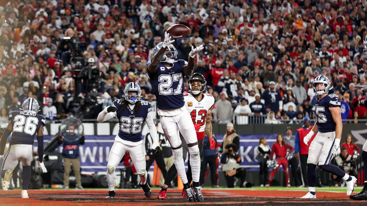 Dallas Cowboys safety Jayron Kearse snags Tampa Bay Buccaneers ...