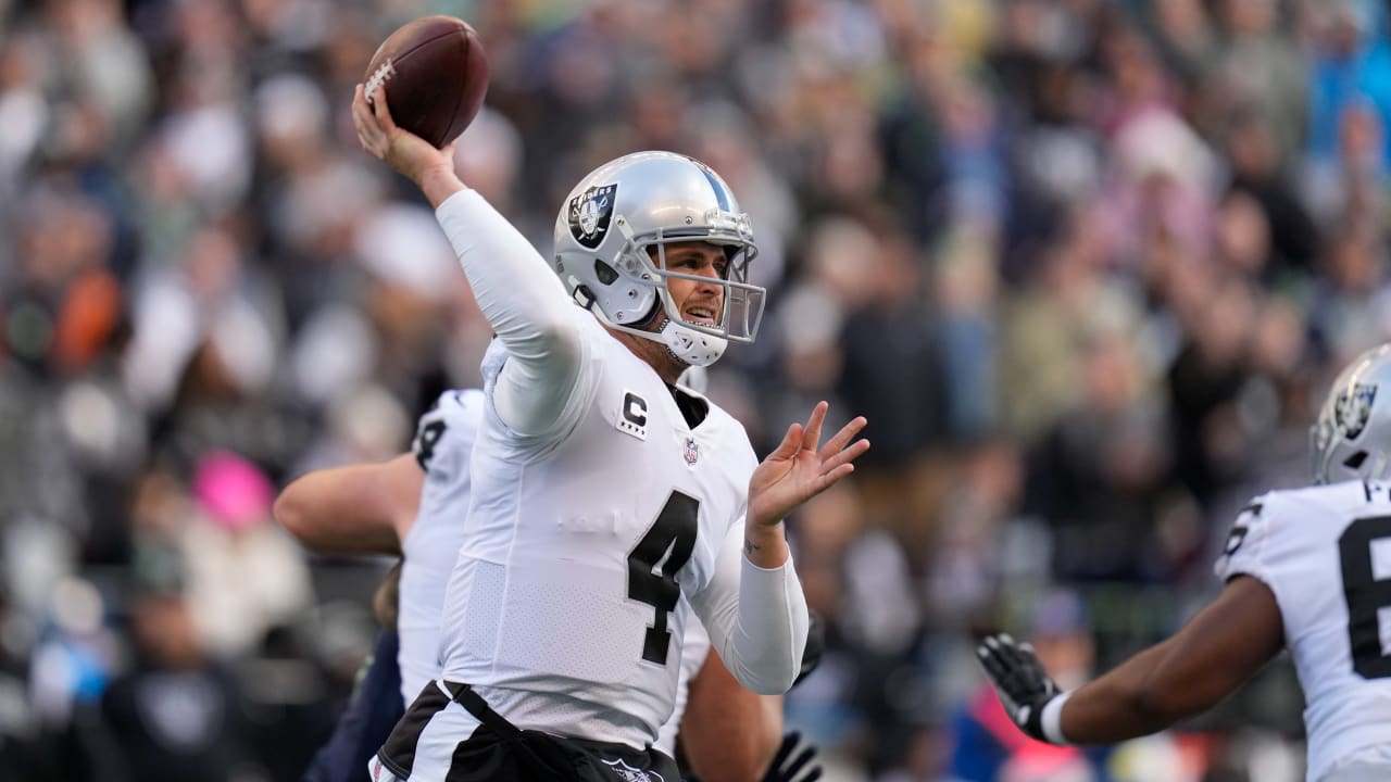 Can't-Miss Play: Las Vegas Raiders quarterback Derek Carr's 5-yard TD loft to toe-tapping tight ...