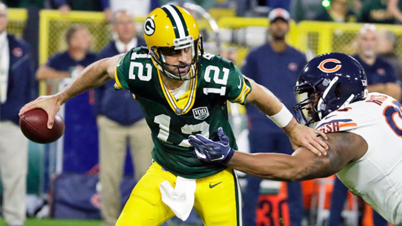 Green Bay Packers quarterback Aaron Rodgers reveals his tibia, MCL ...