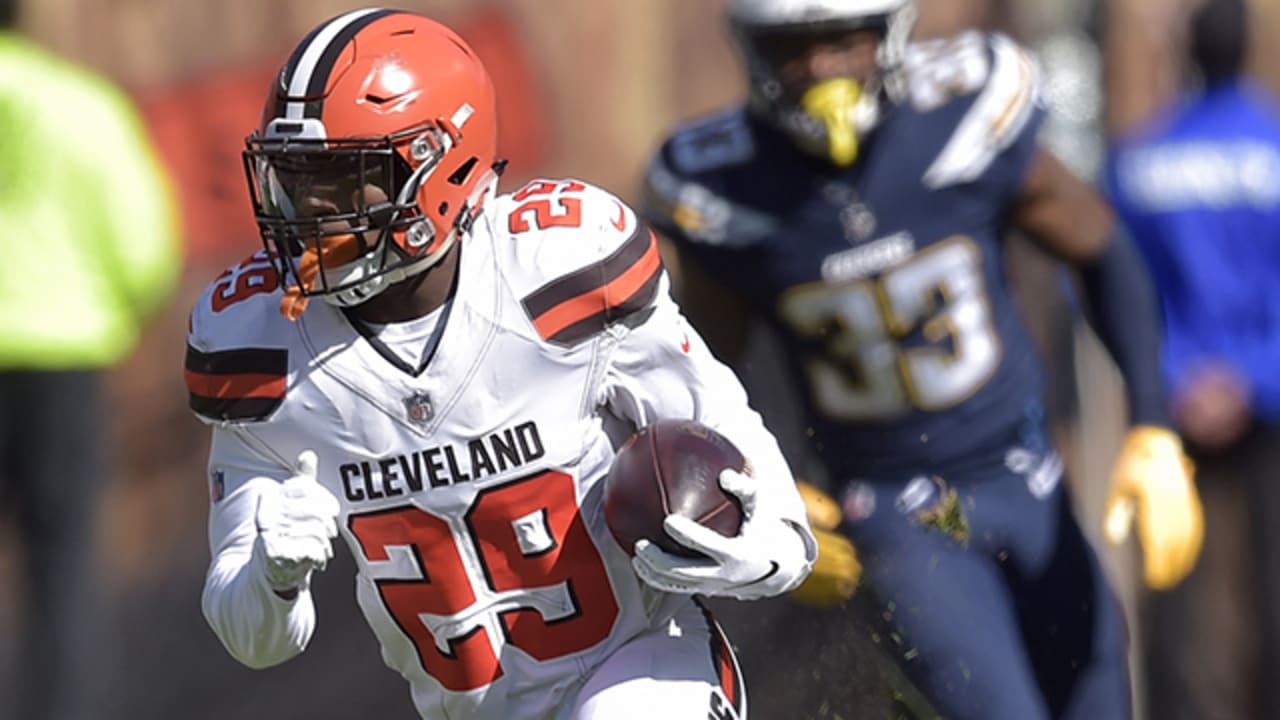 Duke Johnson shows off speed on 32-yard catch